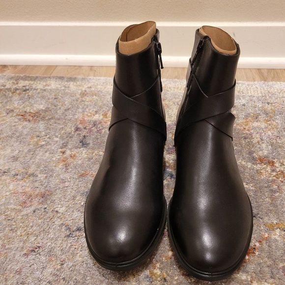 Ecco | Shoes | Nwotecco Womens Waterproof Black Cross Top Ankle Boots ...